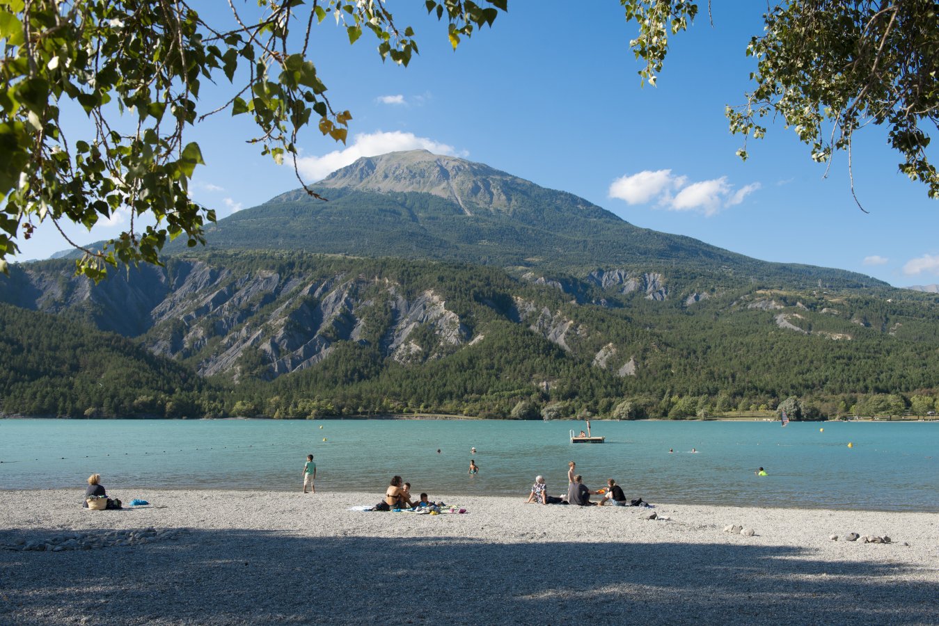 Vos 10 ports publics au coeur du lac de Serre-Ponçon